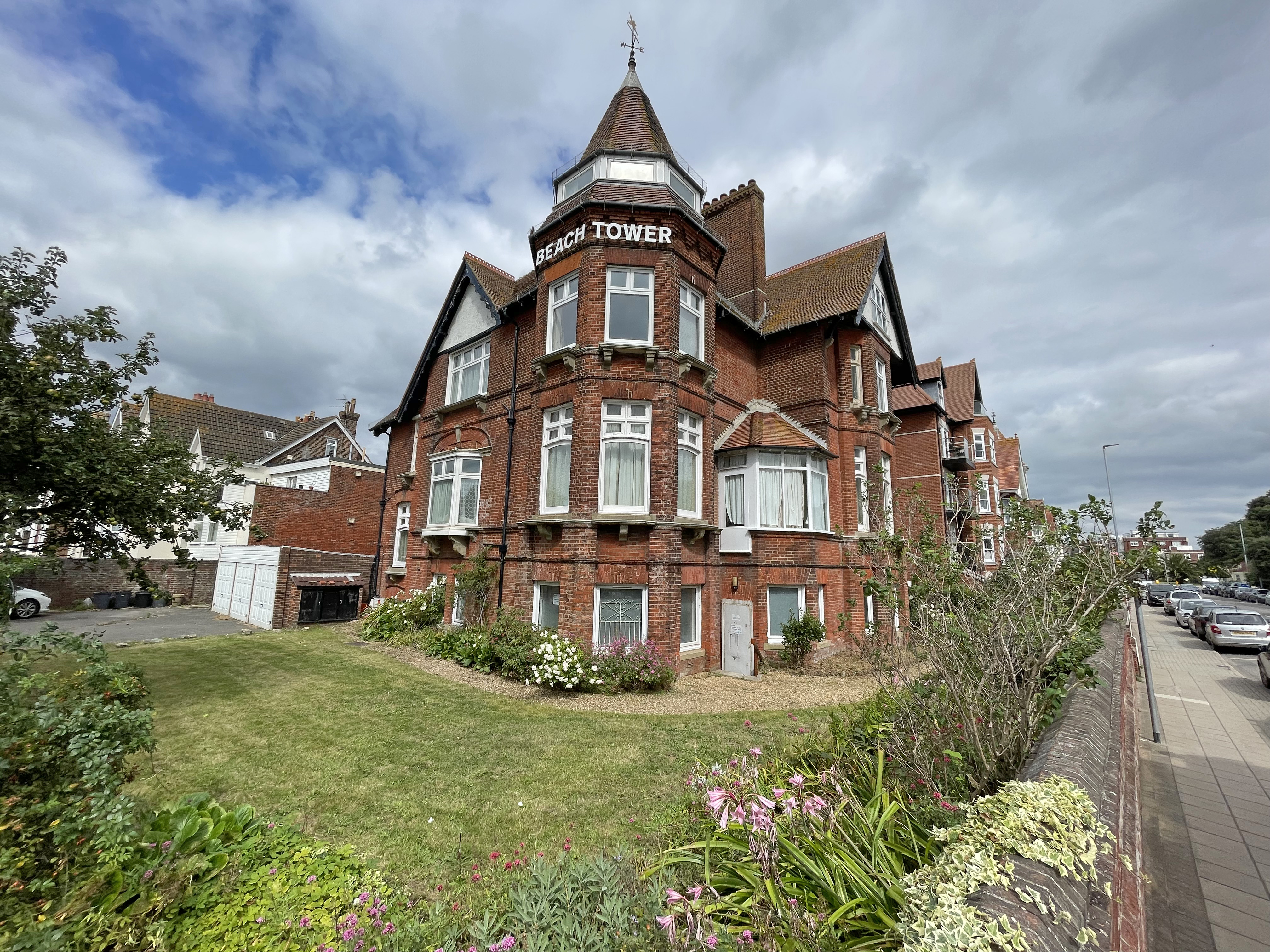GL Hearn | GL Hearn secure sale of locally listed character property ...